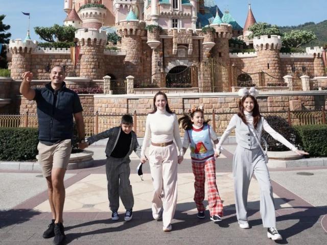 Team Kramer visits Hong Kong Disneyland after three years | GMA ...