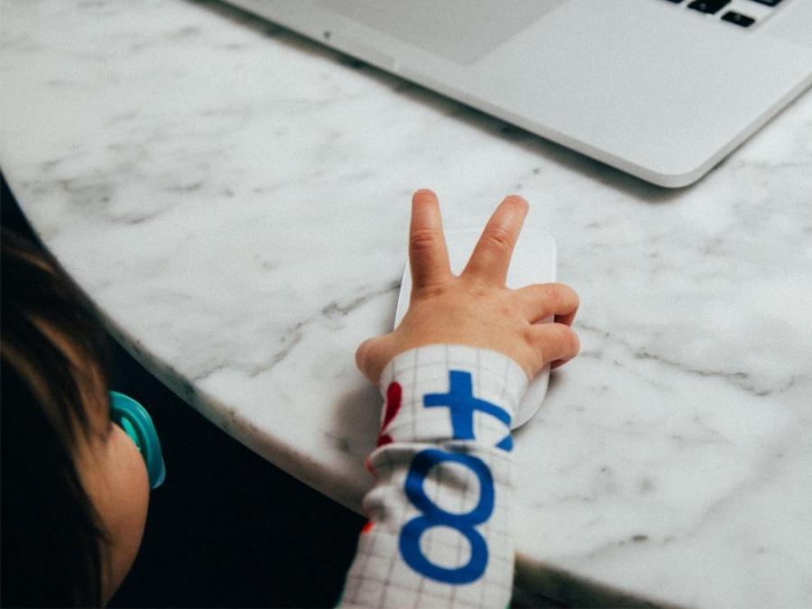 Tips to become internet smart: What and what not to share online