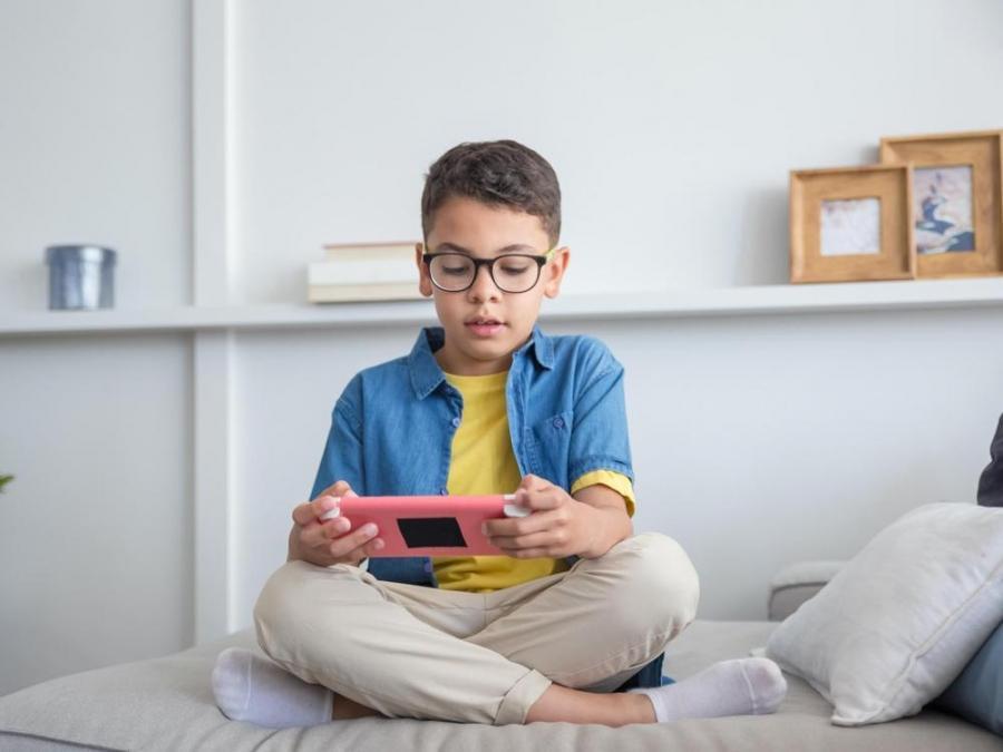 Children's sedentary lifestyle can lead to heart damage