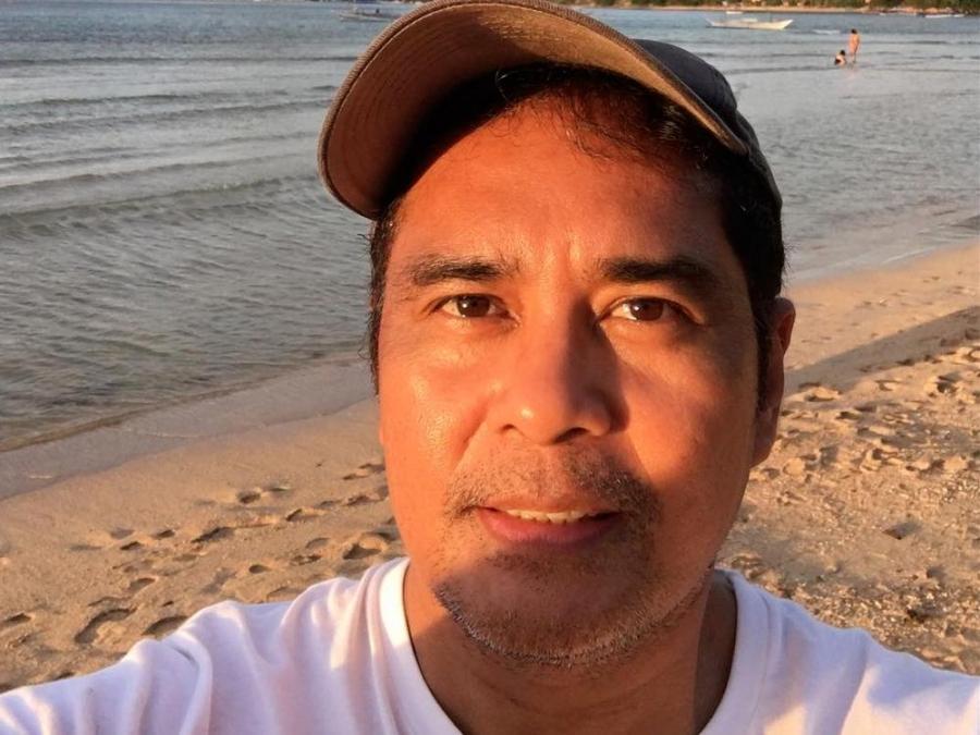 LOOK: 'Encantadia' star John Arcilla, kumasa sa #PubertyChallenge | GMA ...