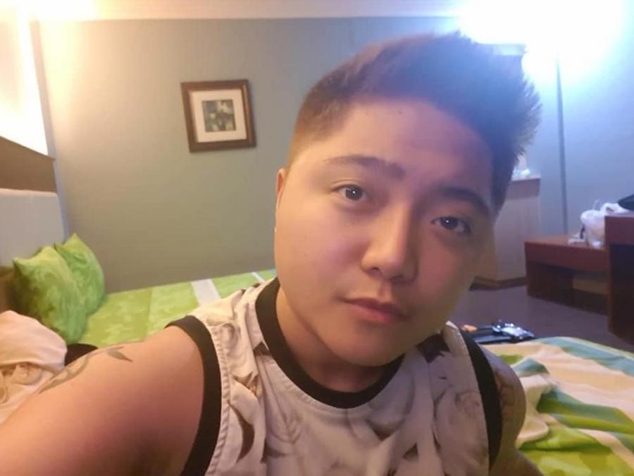 LOOK: Jake Zyrus goes topless during his beach trip | GMA Entertainment