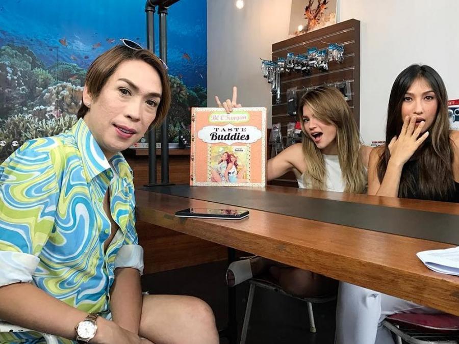 WATCH: Philip Lazaro, hanga sa pagiging professional nina Solenn ...