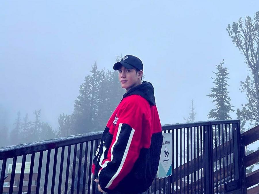 Johnny Manahan on SB19's Stell: 'That's a star' | GMA Entertainment