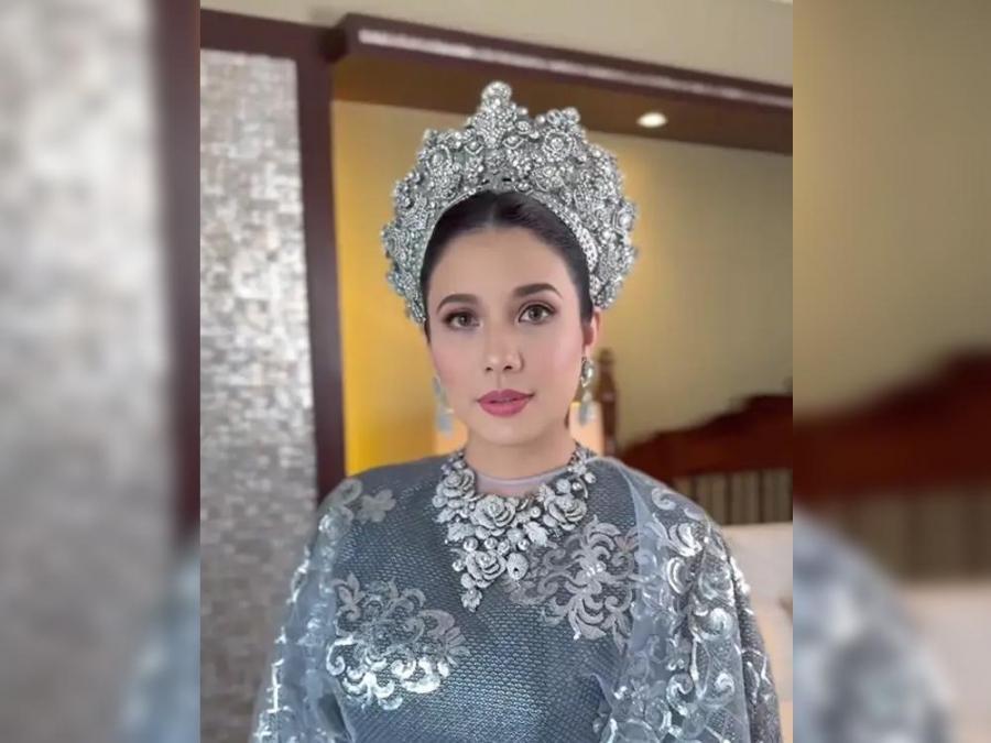 Karylle, rumampa bilang Reyna Elena sa Santacruzan sa Intramuros | GMA Entertainment