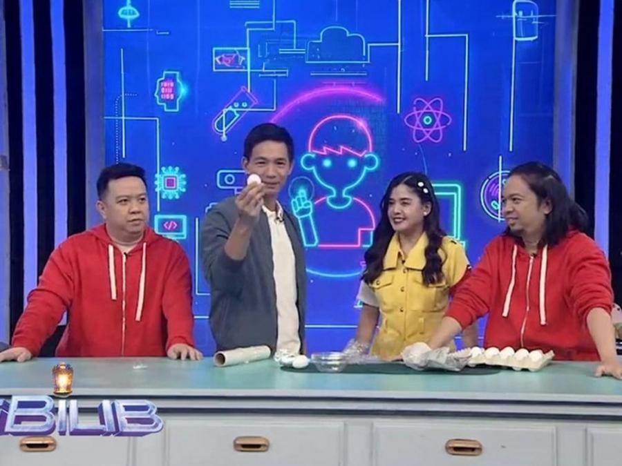 Jamir Zabarte and Zonia Mejia take on other Sparkada teens in an ... Jamir Zabarte and Zonia Mejia take on other Sparkada teens in an ...