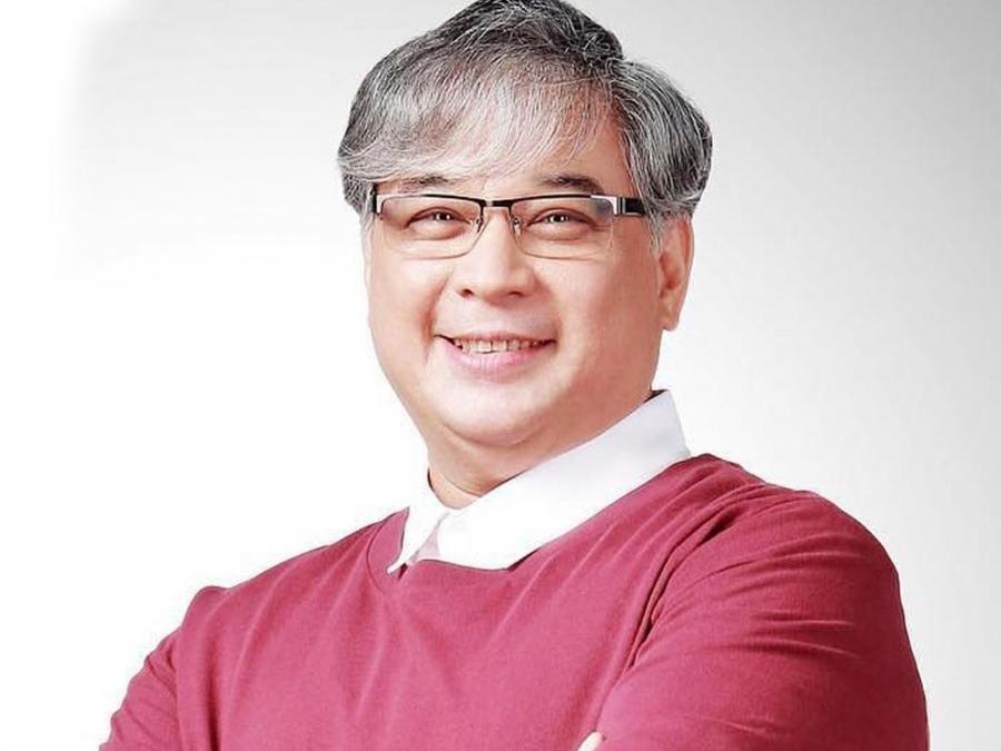 EXCLUSIVE: Ricky Davao, isang lechon magnate sa Cebu? | GMA Entertainment