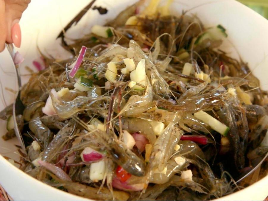 Biyahe ni Drew: Tikman ang 'jumping salad' ng Tarlac