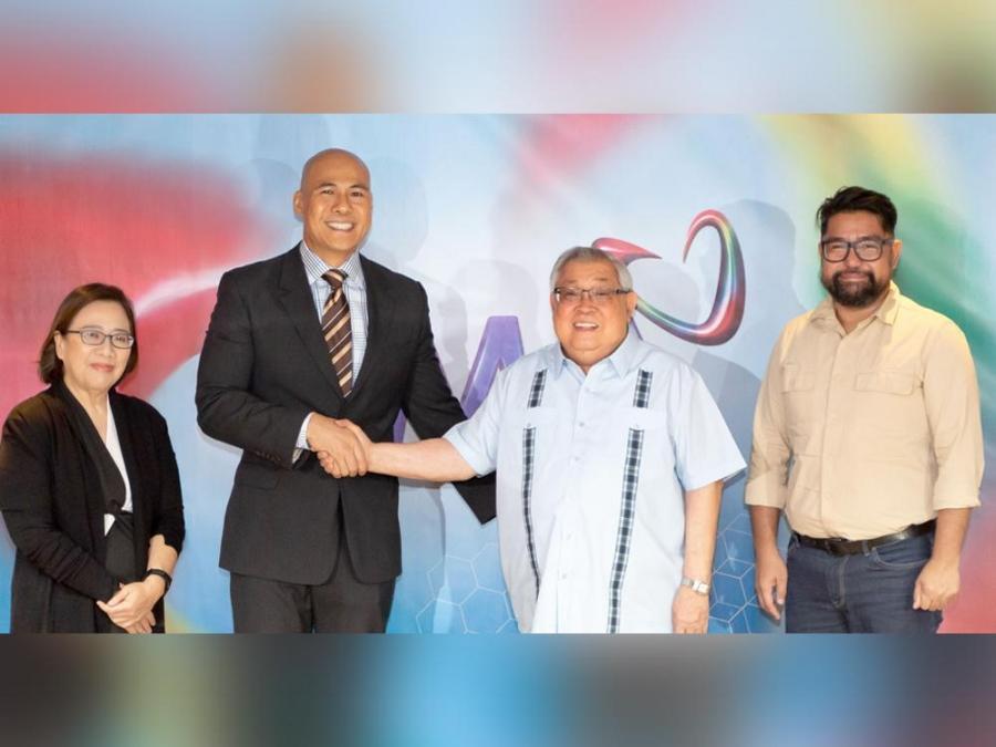 'Ang Pinaka' host Rovilson Fernandez remains loyal to GMA Network | GMA ...