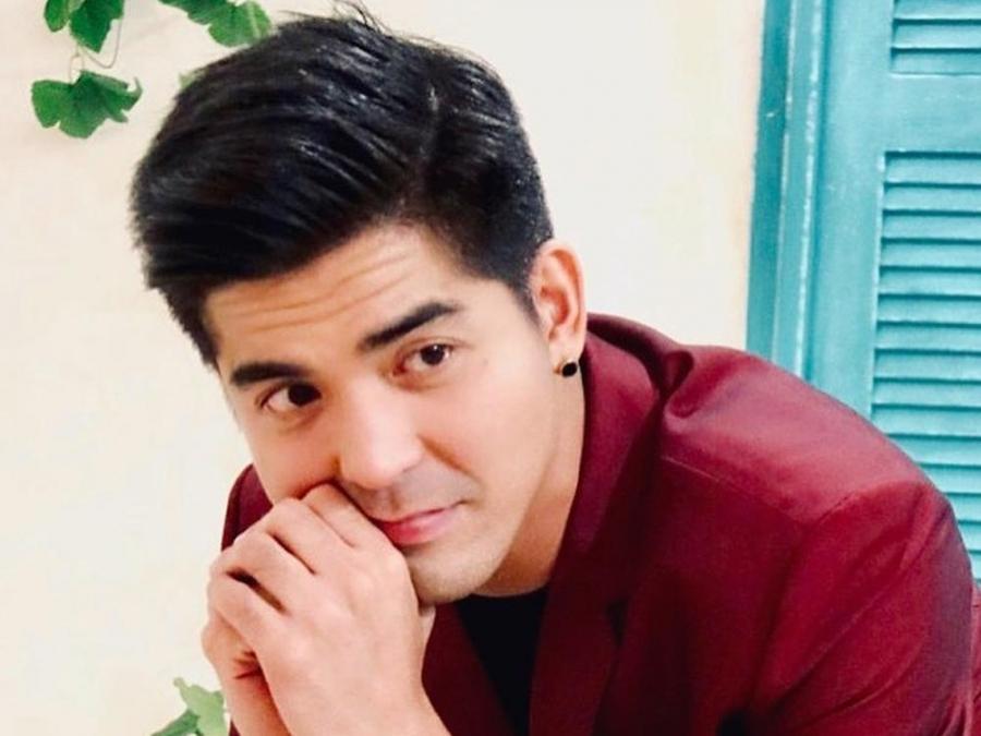 Mark Herras, nabihag ang puso ni Nicole Donesa? | GMA Entertainment