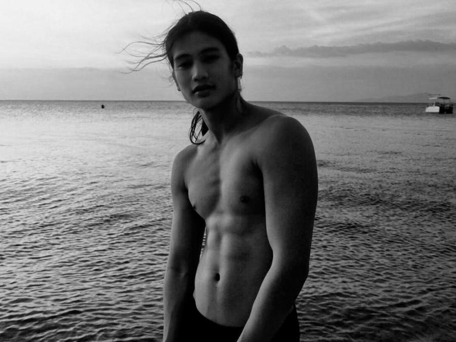 Gil Cuerva, campus crush sa La Salle? | GMA Entertainment