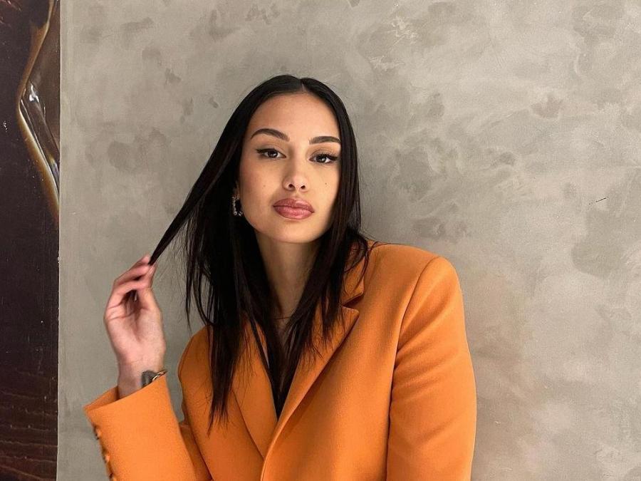 Celeste Cortesi gives fans glimpse of her pasarela trainings, including ...