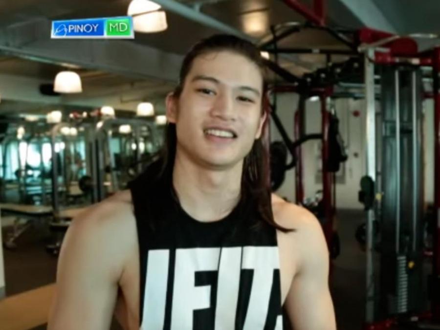 WATCH: Gil Cuerva, nag-gym kasama ang isang lucky fan! | GMA Entertainment