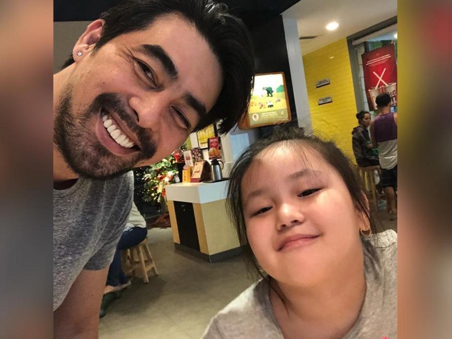 Jay Manalo warns parents of the sun's damage to skin after daughter ...
