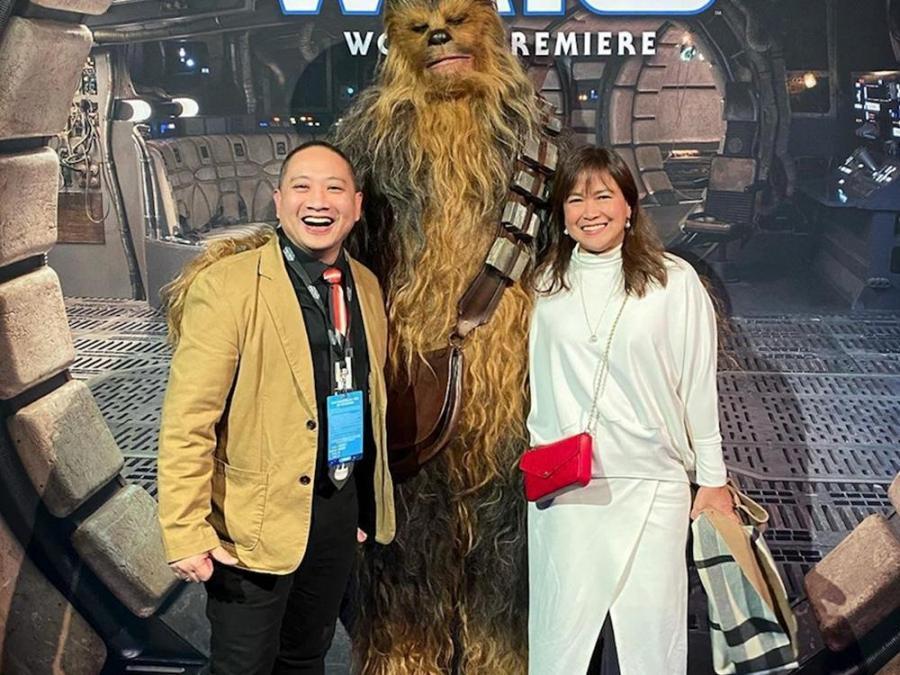 WATCH: Michael V, naka-chikahan ang 'Star Wars' cast sa Japan | GMA ...