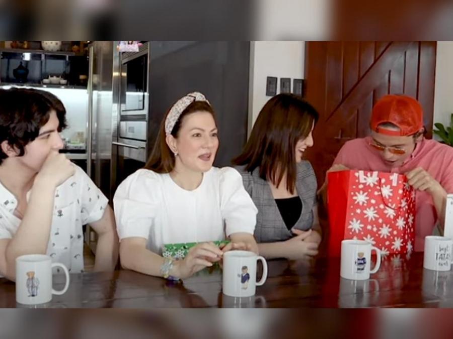 WATCH: Legaspi family, ibinahagi kung paano mag-quarantine Kris Kringle ... WATCH: Legaspi family, ibinahagi kung paano mag-quarantine Kris Kringle ...