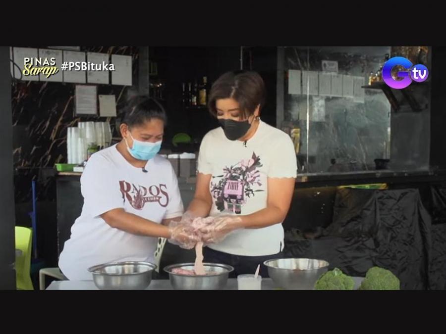 How to properly clean tumbong or the large intestine of a pig