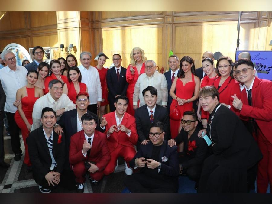 'It's Showtime' officially signs contract with GMA Network | GMA ...