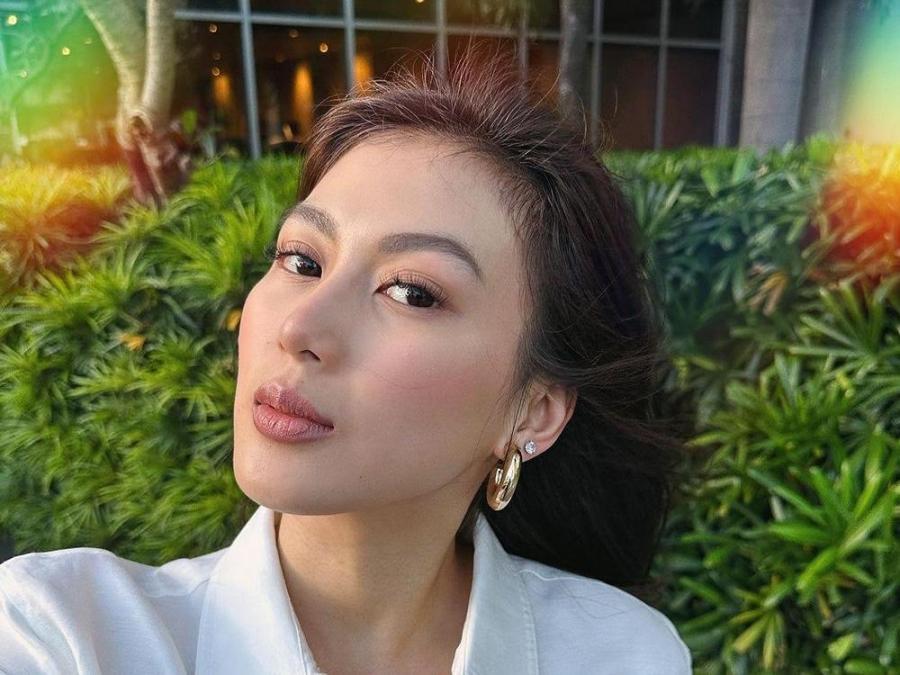 Alex Gonzaga is moved to tears watching 'Firefly' | GMA Entertainment