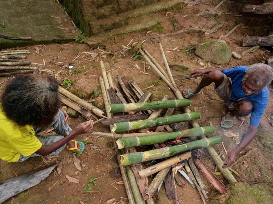 Beyond the 'bulo' cooking: The gastronomy of the Ayta communities in ...