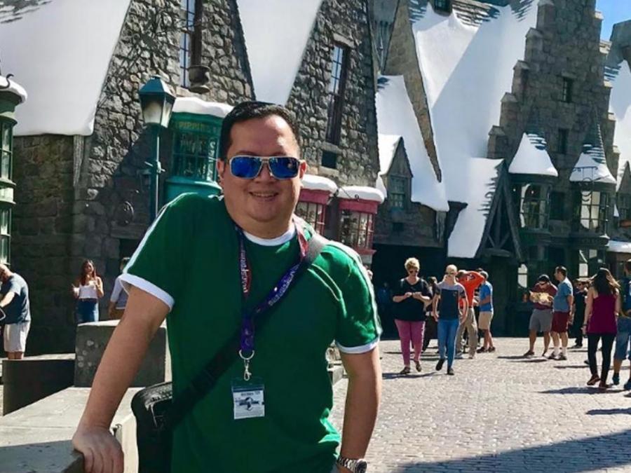 LOOK: Direk Mark Reyes, may pasilip sa unang pelikula ng Sang'gre ...