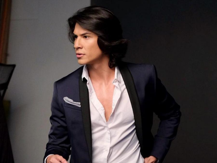 What was Matthias Rhoads' experience shooting for Blogger's Style Camp ...