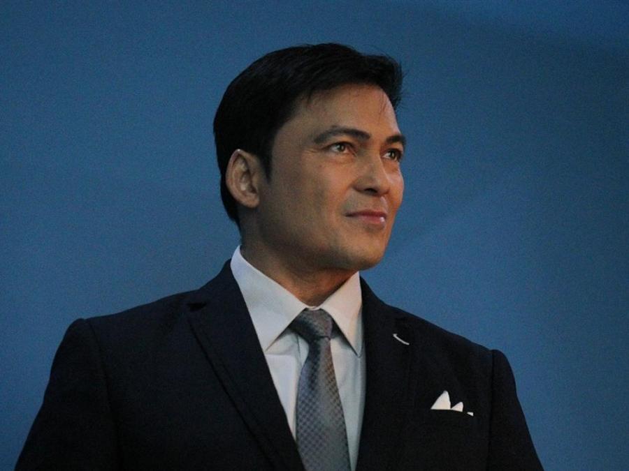 WATCH: Gabby Concepcion learns to moonwalk | GMA Entertainment