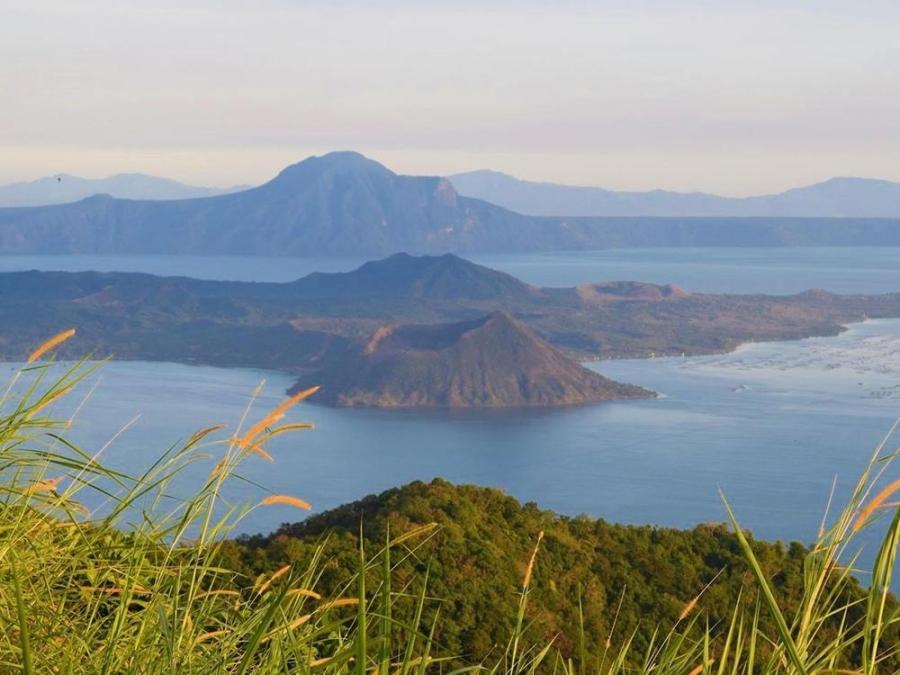 Phivolcs advises public to wear face mask amid 'vog' from Taal Volcano