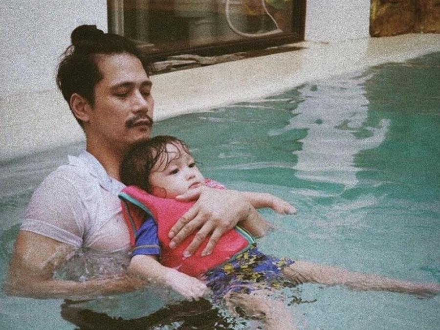 LOOK: Robin Padilla bonds with his grandkids | GMA Entertainment