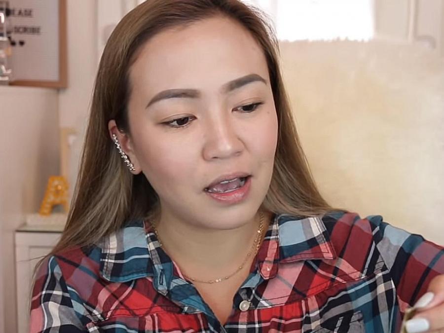 Beauty vlogger Anne Clutz reviews Kris Bernal's new lipstick brand ...
