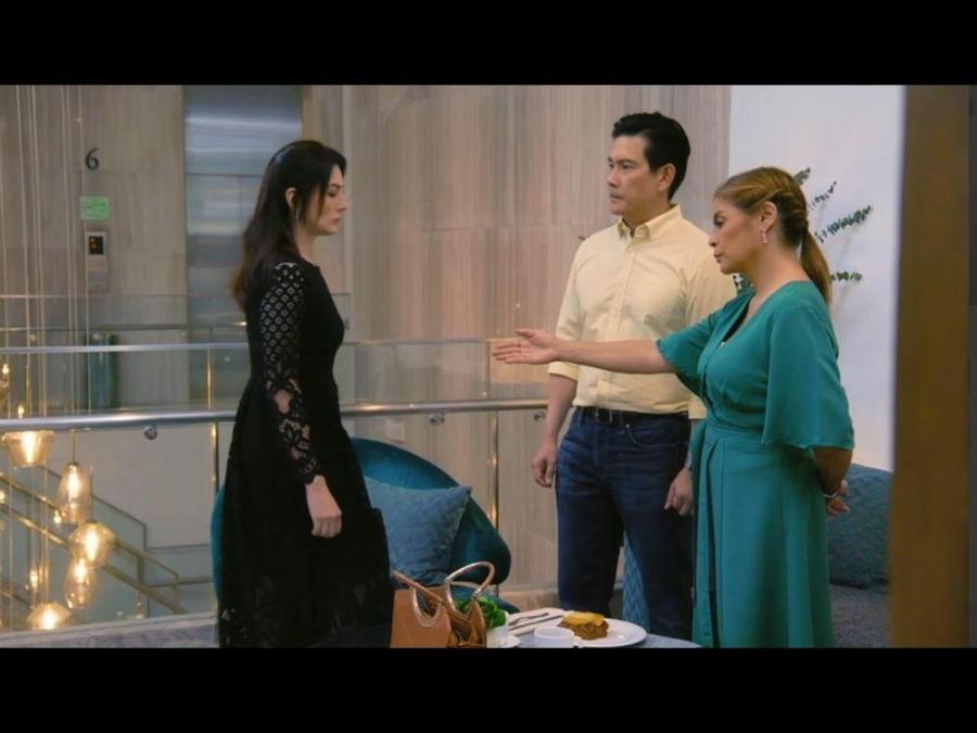 Abot-Kamay Na Pangarap: Lyneth at Moira, magkakaayos na? | GMA Entertainment