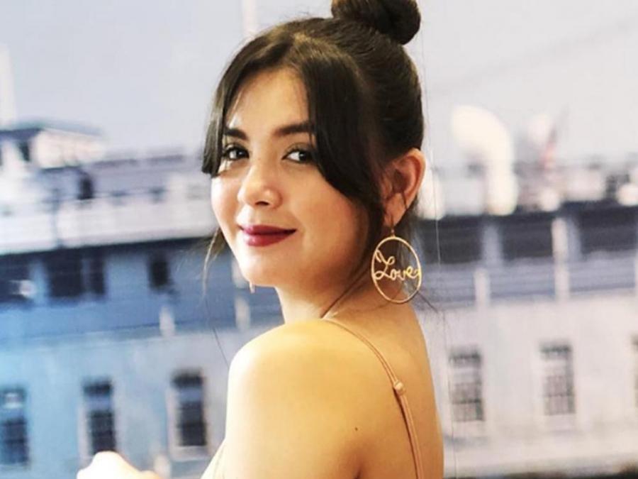 WATCH: What's inside Ashley Ortega's bag? | GMA Entertainment