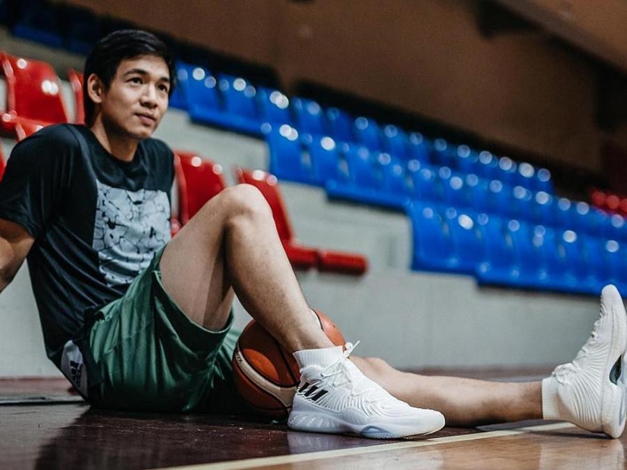 WATCH: Chris Tiu stuns netizens with his hidden piano skills | GMA ...