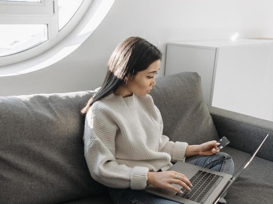 E-commerce platform launches Philippines' first eco-friendly credit card