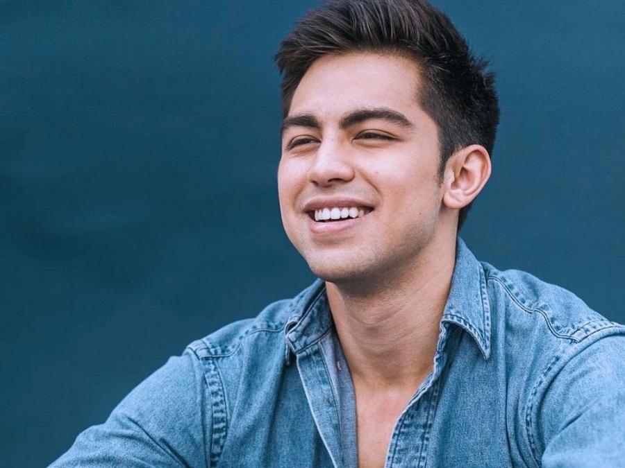 READ: Showbiz news site labels Derrick Monasterio the new Primetime ...