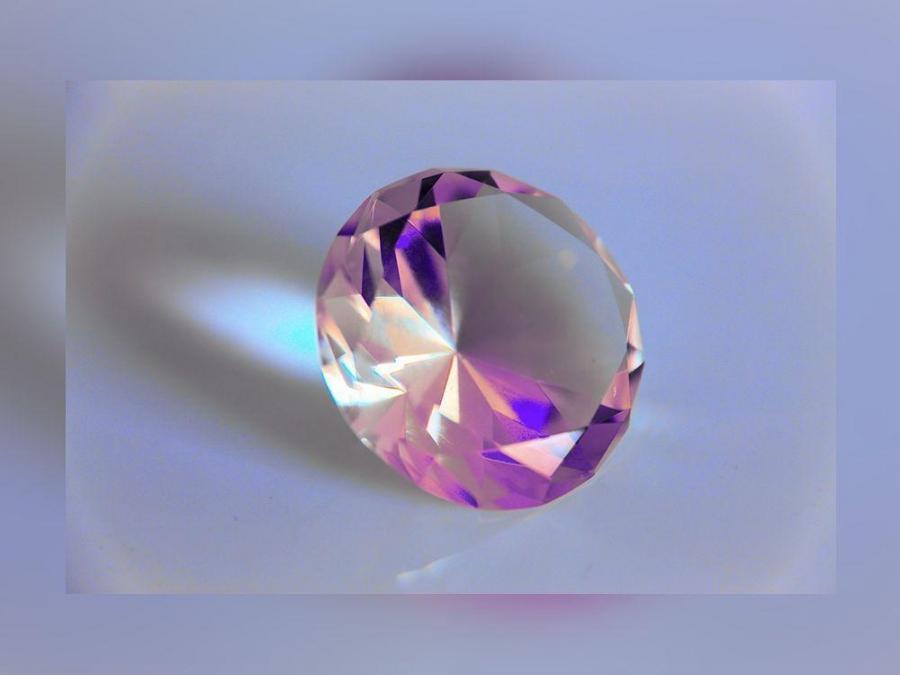 What is the rarest diamond in the world?