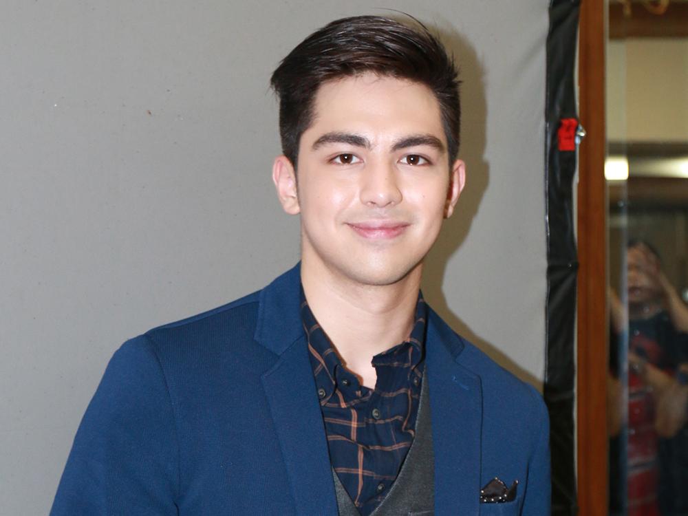 Derrick Monasterio, umasang naibahagi ang pagiging 'kind-hearted' | GMA ...