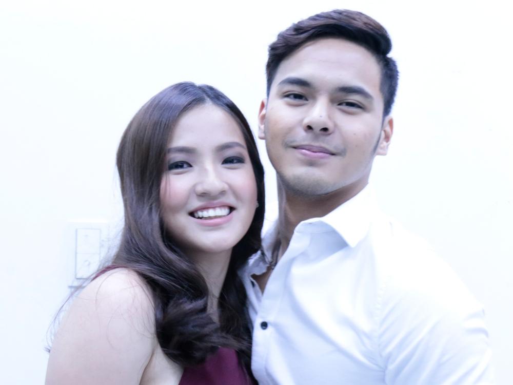 Joyce Ching, binati si Kristoffer Martin sa kanyang PMPC award | GMA Entertainment