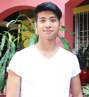 Mikael Daez says no to long-distance relationship? | GMA Entertainment