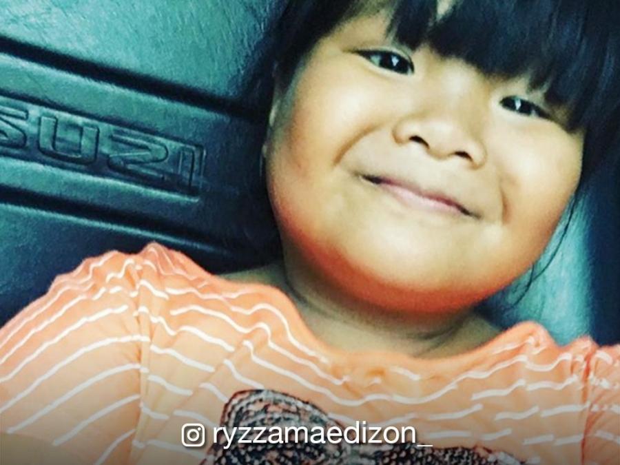 WATCH: Ryzza Mae Dizon, ipinasilip ang loob ng van na katas ng kanyang ...