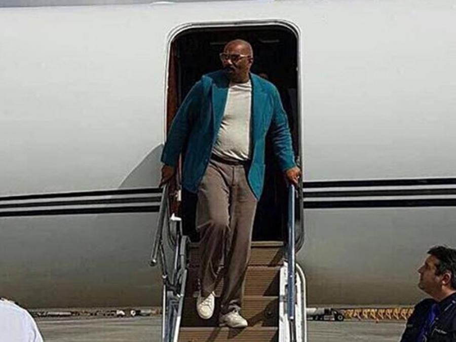 WATCH: Steve Harvey and Flo Rida arrive in the country for Miss ...