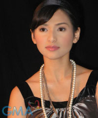 Jennylyn Mercado candid and looking good in "Showbiz Central" | GMA ...