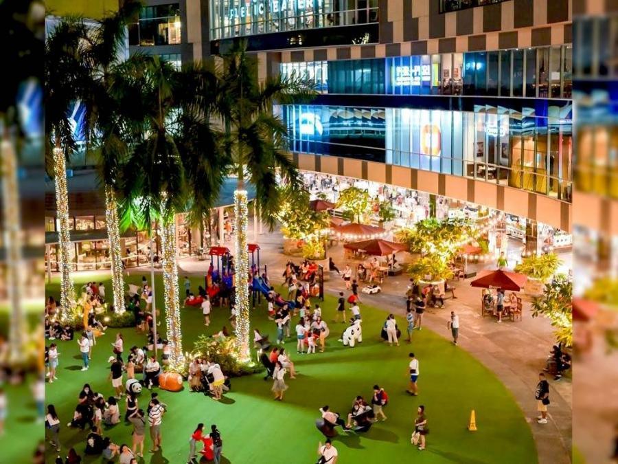 This mall is proud to celebrate National Women's Month with exciting ...