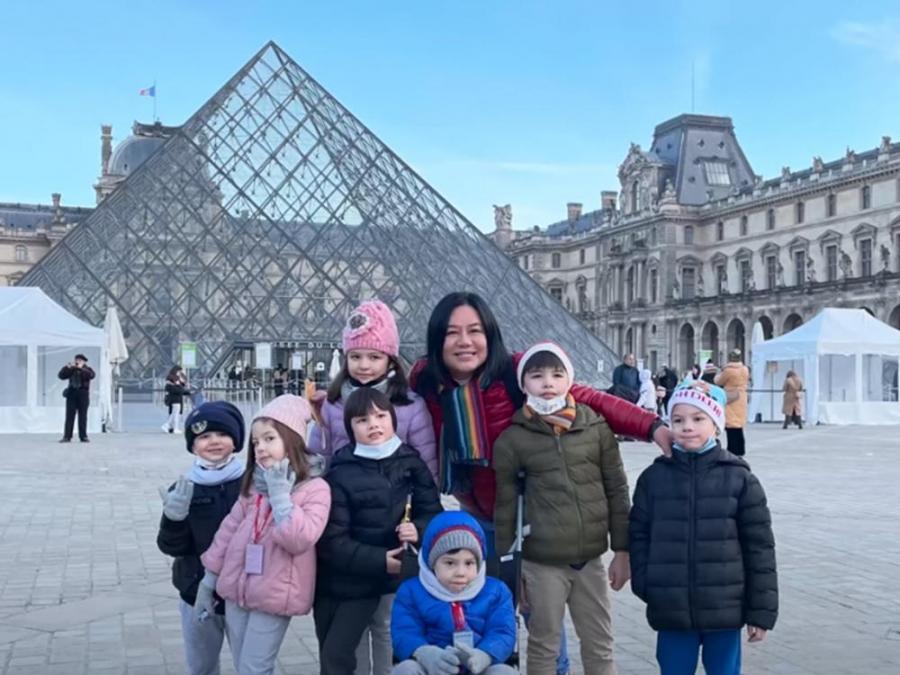 LOOK: Joel Cruz's beautiful photos with his eight adorable kids | GMA ...