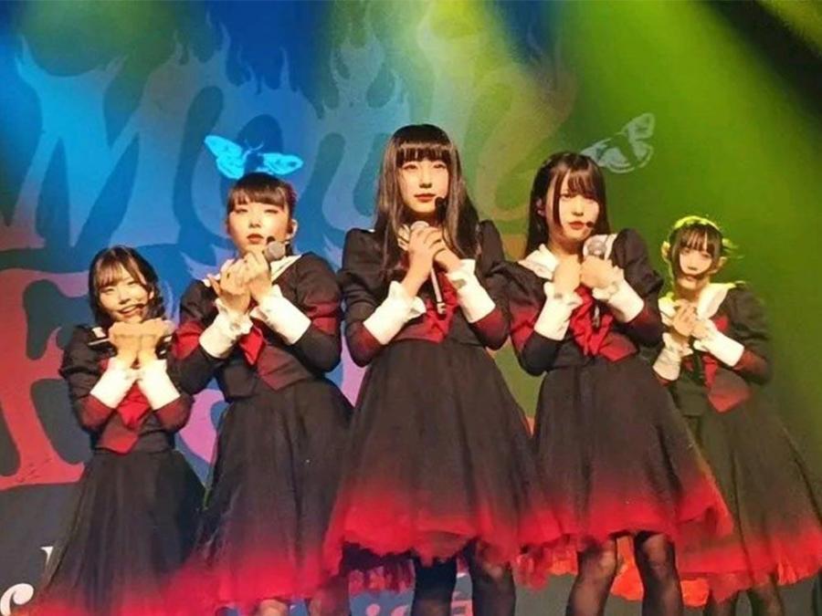 Phantom Siita performs in Manila for 'Moth to a Flame' world tour | GMA Entertainment