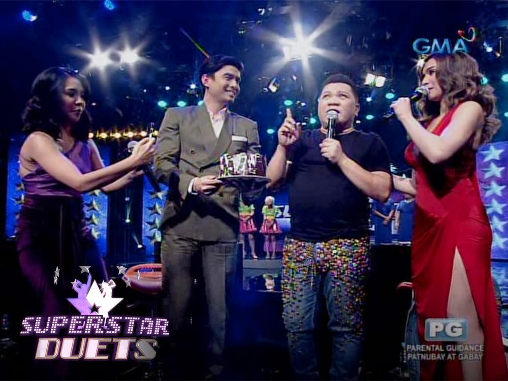 IN PHOTOS: Paskong-pasko na sa 'Superstar Duets'! | GMA Entertainment