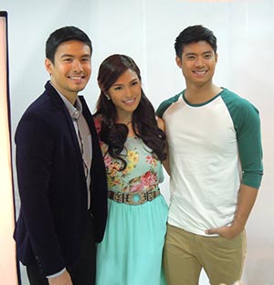 Behind the Scenes at the 'With A Smile' pictorial | GMA Entertainment