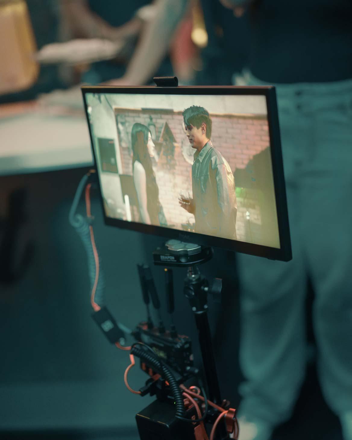 'Naiilang' MV tops YouTube PH as AZ Martinez and Ralph De Leon's appearance trends online | GMA ...