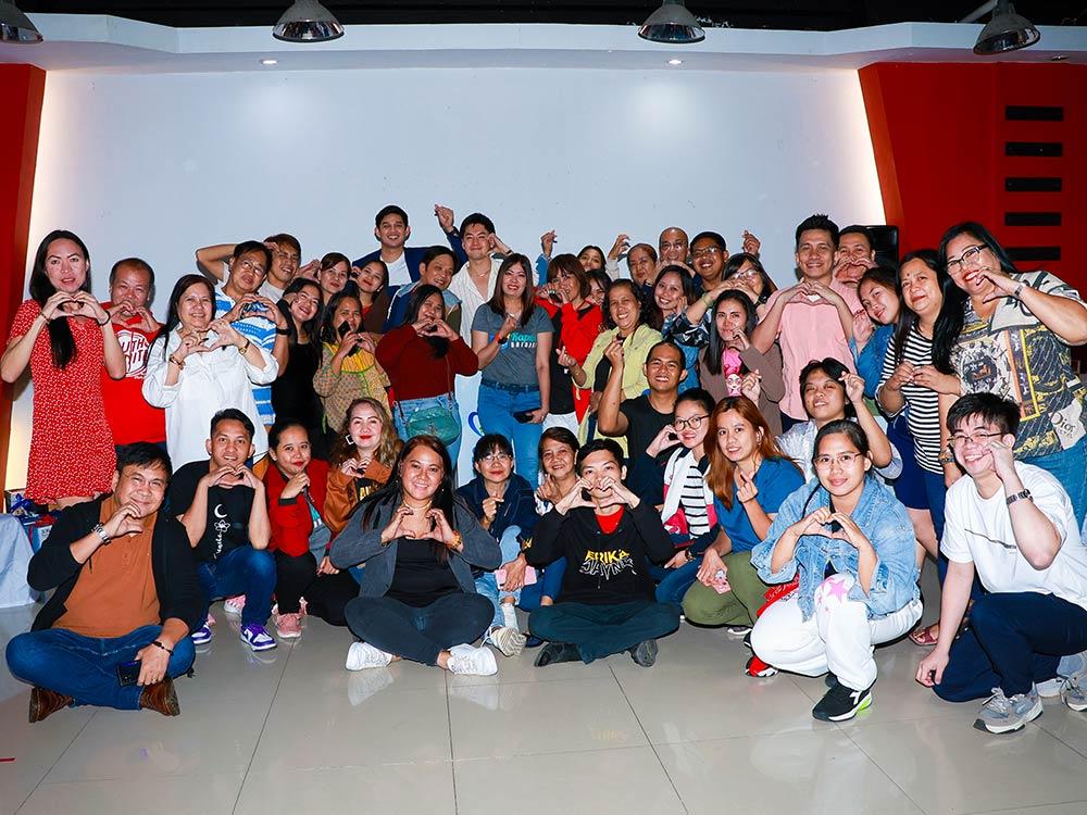 'Pulang Araw' at 'MAKA' cast, nakipag-bonding sa Kapuso Brigade | GMA ...