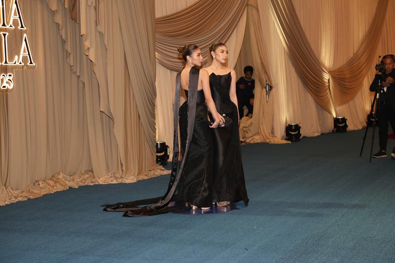 'Stars on the Floor' cast brings glamour to the GMA Gala 2025 | GMA ...