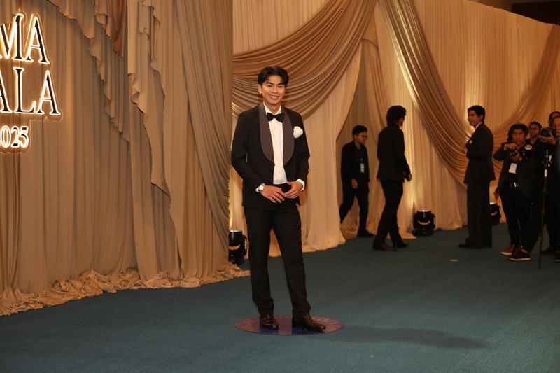 'Stars on the Floor' cast brings glamour to the GMA Gala 2025 | GMA ...